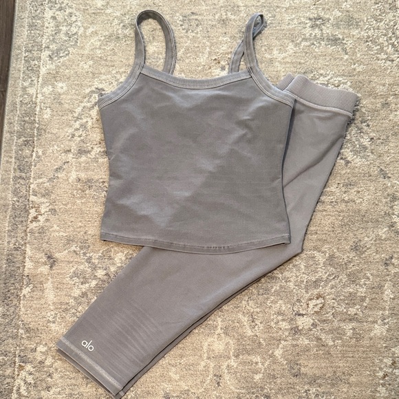 ALO Yoga | Intimates & Sleepwear | Alo Yoga Womens Gray Wash Set | Poshmark